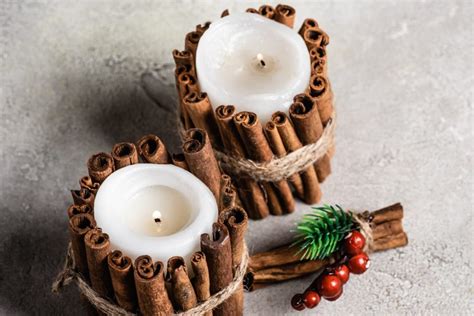 20 Popular Christmas Candle Scents Santas Christmas