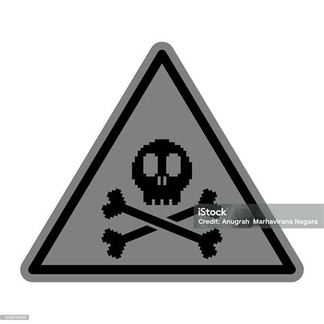 픽셀화된 검은색 두개골과 십자뼈 기호가 있는 회색 삼각형 경고 표지판 아이콘은 레트로 8비트 스타일이며 위험 독 또는 유해 물질을 나타내는 데 사용됩니다 경계 표지에 대한
