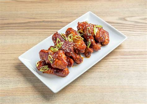 Adrienne Cheatham Of Top Chef Shares Spicy Bbq Wing Recipe Us Weekly
