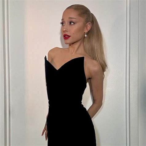 Ariana Grande Traded Her Go To Nude Lip For A Rare Cherry Moment