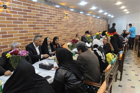 مراسم ضیافت خانوادگی شهرستان پاکدشت با حضور ۳۵ بازنشسته و خانواده آن‌ها