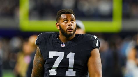 Saints Agree To Terms With Ot Justin Herron Og Shane Lemieux Nbc Sports