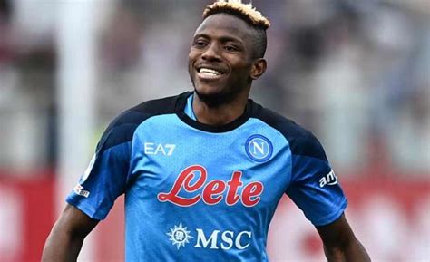 Victor Oshimen Napoli Età Stipendio Carriera E Fc 24