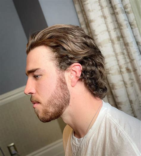 Pin By Juan Villarreal Castro On Hairstyles Wavy Hair Men Curly Hair