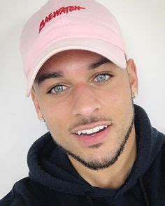 Chicos Guapos Con Lentes