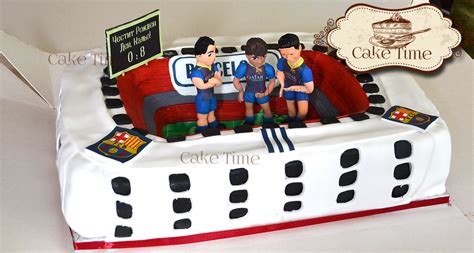 Торта за рожден ден на момче стадион и футболисти