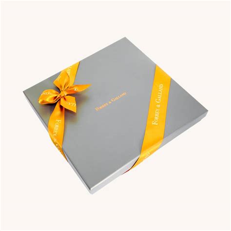 Luxury Dates Box 49 Pcs Forrey And Galland Chocolatier