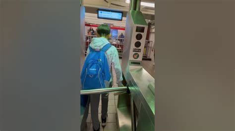 뉴욕 지하철 개찰구 한국과 비슷한 Youtube