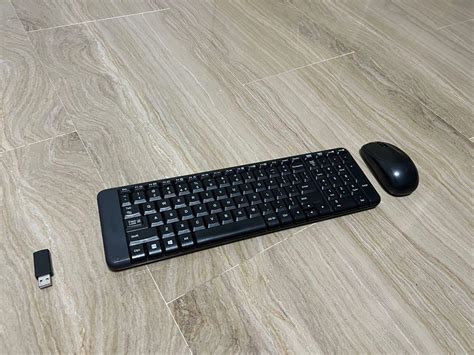 Logitech K220 Keyboard And Mouse Set Computers And Tech Parts And Accessories Computer Keyboard