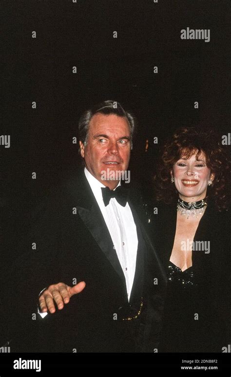 Robert Wagner Jill St John Au Carousel Of Hope Benefit à Beverly