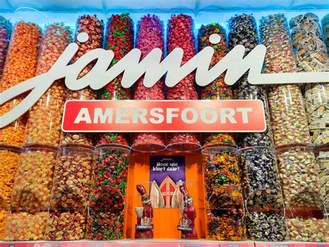 Jamin Komt Met Sinterhaas Het Is Al Een Raar Jaar Dus Dit Kan Er Ook Wel Bij Indebuurt