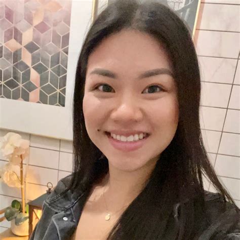 Yvonne Tran Media Operations Analyst Meta Linkedin
