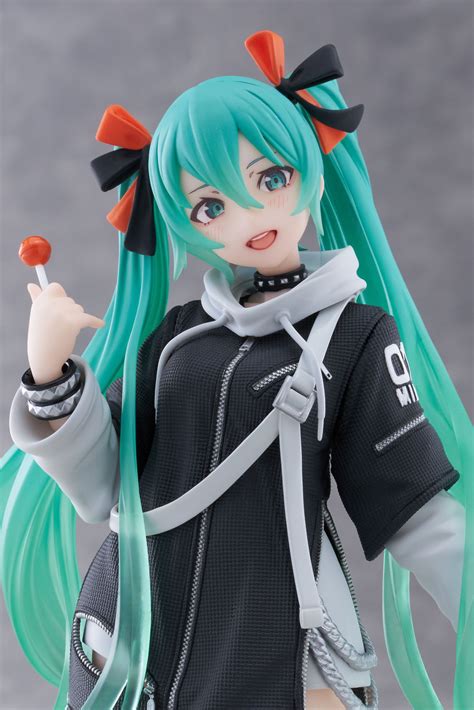 Hatsune Miku Hatsune Miku Prize Figure Fashion Punk Ver Crunchyroll Store