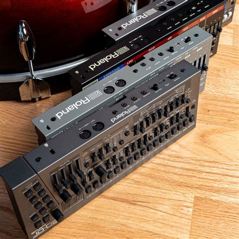 With The Roland Ju 06a You Get The Sound Look And Features Of Both