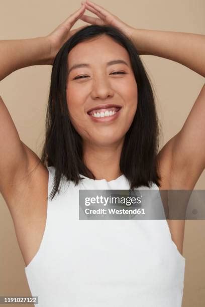 335 Asian Armpit Stock Photos, High-Res Pictures, and Images - Getty Images