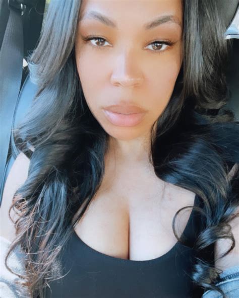 Alexis Fields Shesfreaky