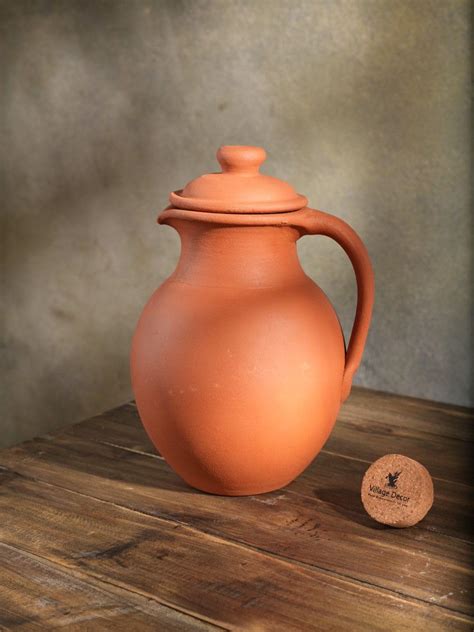Village Decor Handmade Earthen Clay Water Jug With Lid