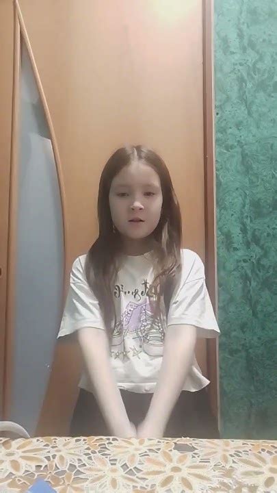 младшая сестра Youtube