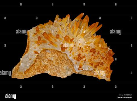 Quartz Sio2 Silicon Dioxide The Most Common Mineral On Earth