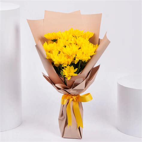 Order Yellow Chrysanthemum Bouquet Online Same Day Delivery Uae Fnp Ae