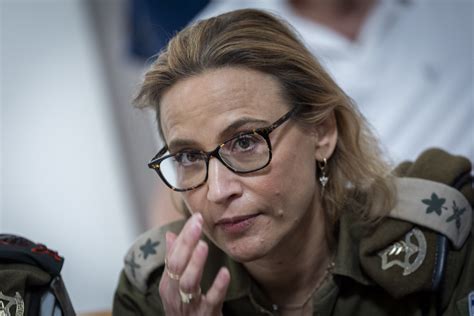 תיעוד רכבה של הפצרית יפעת תומר ירושלמי בחוף הצוק ערוץ 14 C14