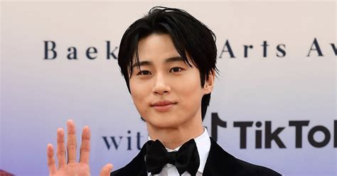 100억 몸값 변우석 결국 재산 1조설 유재석 제쳤다…새해 첫 브랜드평판 1위