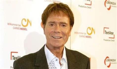 Cliff Richard Sex Allegations Vows To Clear Name Uk News Uk