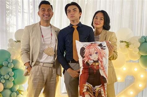 7 Pesona Putra Anjasmara Arka Asmara Ternyata Seorang Wibu Lho