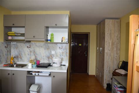 Оюутны байр