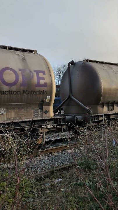 Class 66 66618 Fl Passing Leicester North 5225 Trainspotting