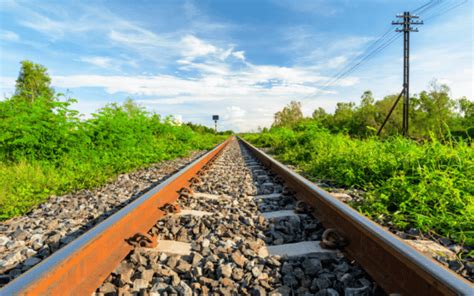 Ai Based Surface Vegetation Encroachment Detection Around Rail Tracks