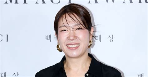 Et포토 염혜란 우아한 미소