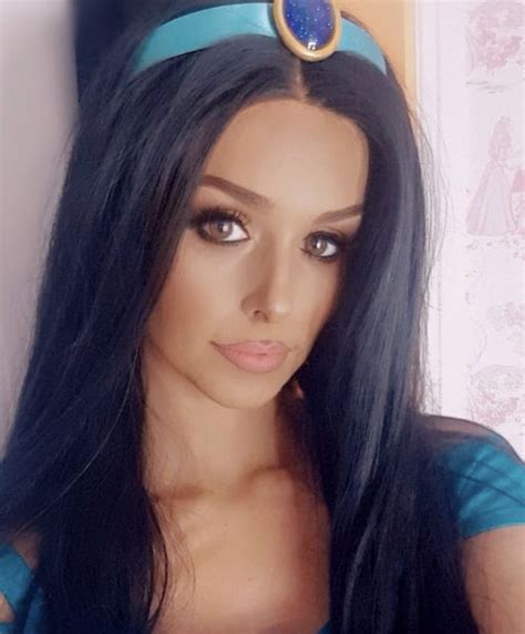 Pin On Dizzy For Disney Fairy Tales Disney World Wonders Of The World