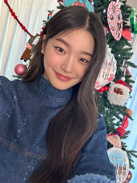 Yoonchae Wallpapers Wallpaper Cave