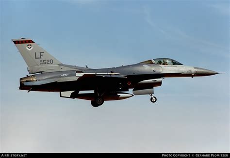 Aircraft Photo Of 88 0520 General Dynamics F 16cg Fighting Falcon