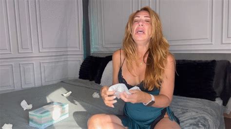 Sneezy Nose B Trophywifenat Clips4sale