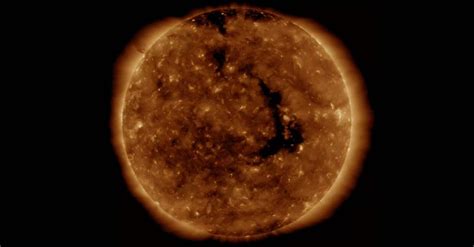 Tiny Explosive ‘jetlets Might Be Fueling The Solar Wind R