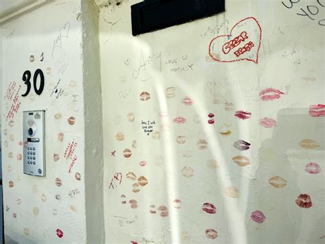 Amy Winehouse Mural Archives URBAN ADVENTURER