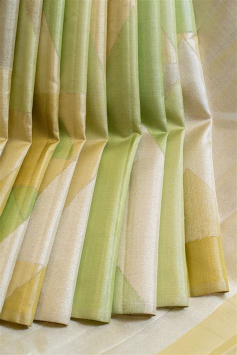Buy Pure Kanchipuram Silks Online Classic Kanchipuram Silks Chennai
