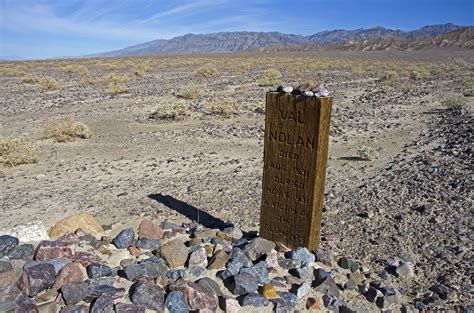 Old Stovepipe Wells Death Valley Cal — Cali49