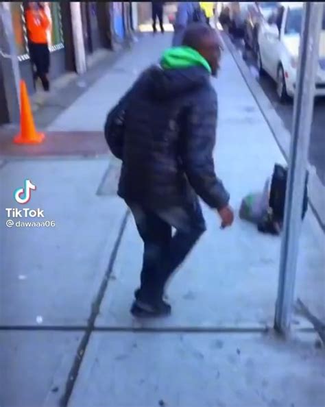 Lmaooooo This Nigga Rease Tripping Cuh 😭😭😭😭 Ritzrease