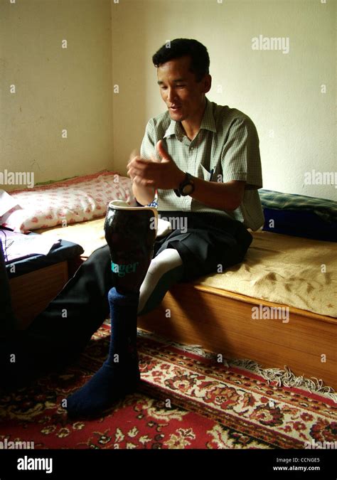 Ascent To Heaven Mt Everest Expedition Nawang Sherpa Was Born In 1971 At Tabting Village Of