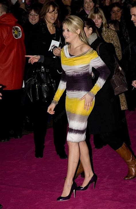 9 Antonia Bernath Fotos Imágenes E Fondo Para Descarga Gratuita Pngtree