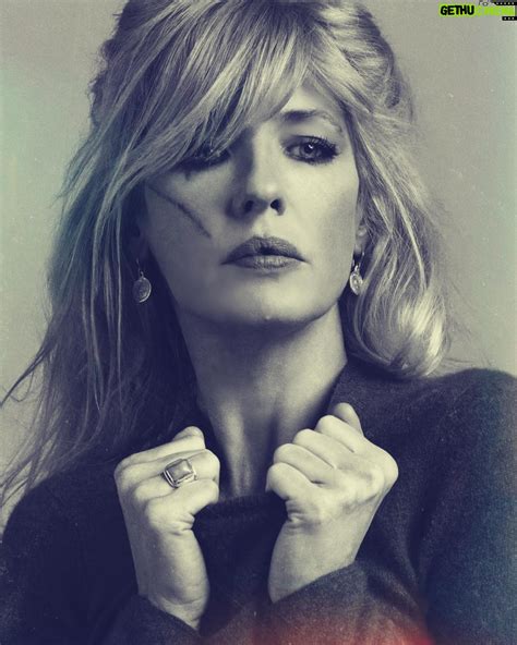 Actress Kelly Reilly Hd Photos And Wallpapers November 2024 Gethu Cinema