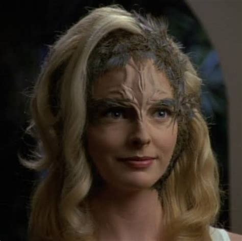 Lidell Ren Robin Mckee Voy Ex Post Facto Star Trek Star Trek