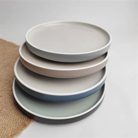Premium Photo Dinnerware Stoneware Stackable Plate
