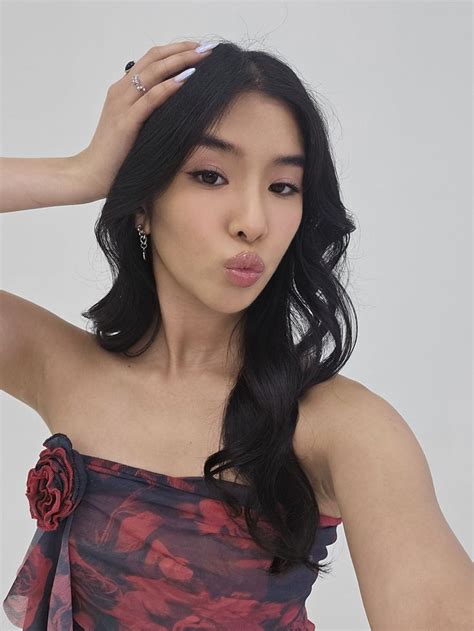 Sophia Katseye Queen Sophia Pretty Celebrities Celebs