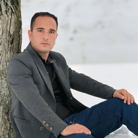 Rawaz Ahmed یەكەم ڕۆژ باسمكرد وتم ئەزانم ئەزمونی یانەی گەورەی نییە