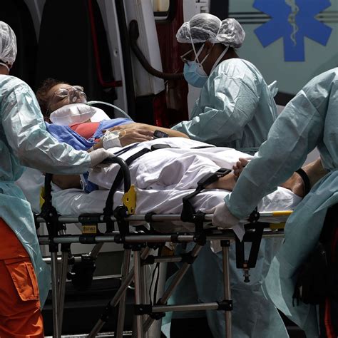 专家对塔克·卡尔森表示莱姆病可能源自美国实验室 2024年5月11日 俄罗斯卫星通讯社