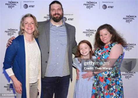 Liz Odonnell Photos And Premium High Res Pictures Getty Images